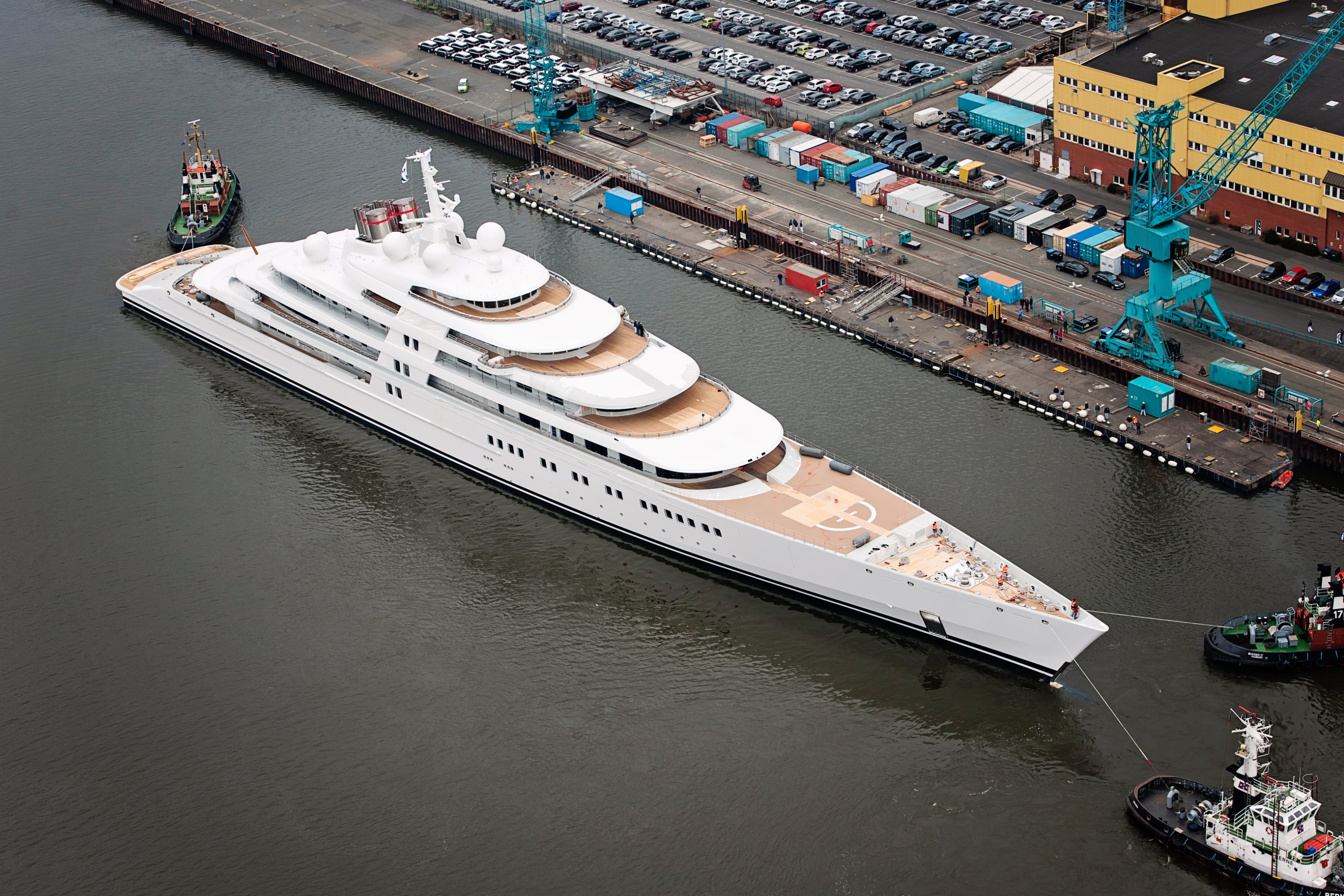 Yacht AZZAM, a 180m Lurssen Superyacht | CHARTERWORLD Luxury Superyacht Charters